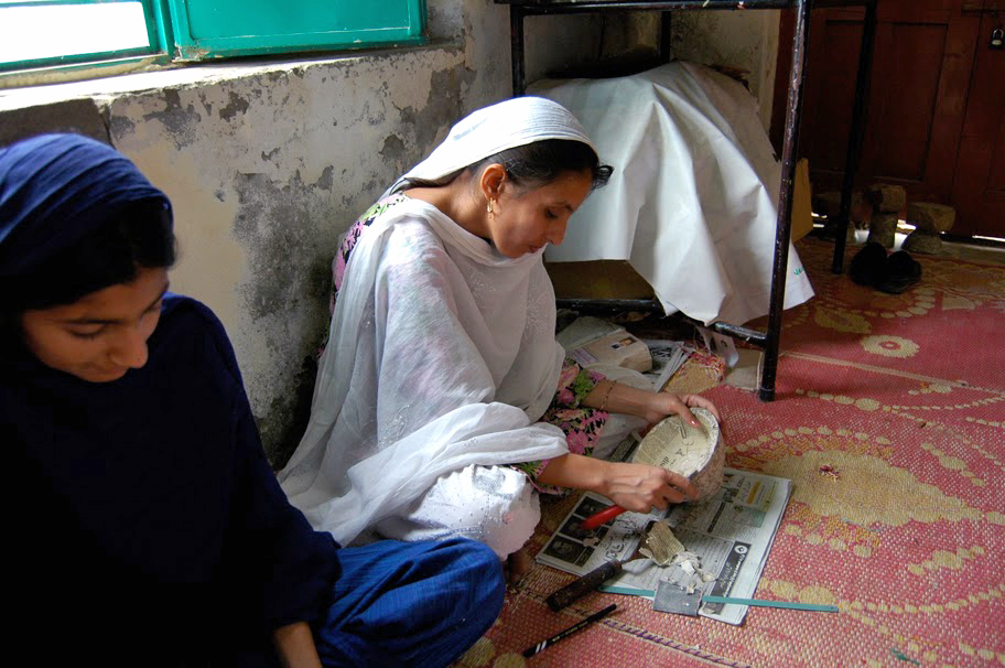 Pakistani Women Make Community, Income Through Art | PBS NewsHour