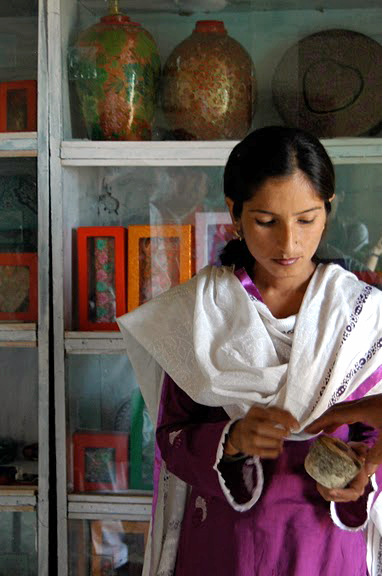 Pakistani Women Make Community, Income Through Art | PBS News